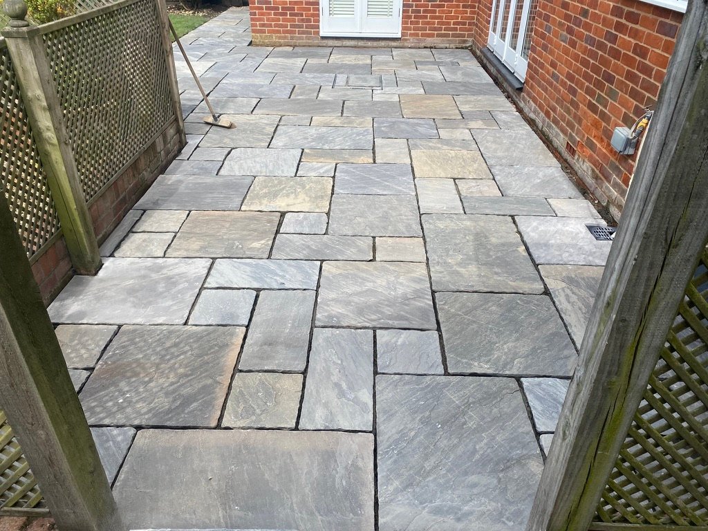 Stone Patios | M D Contracts. Patios, Driveways and Landscaping ...
